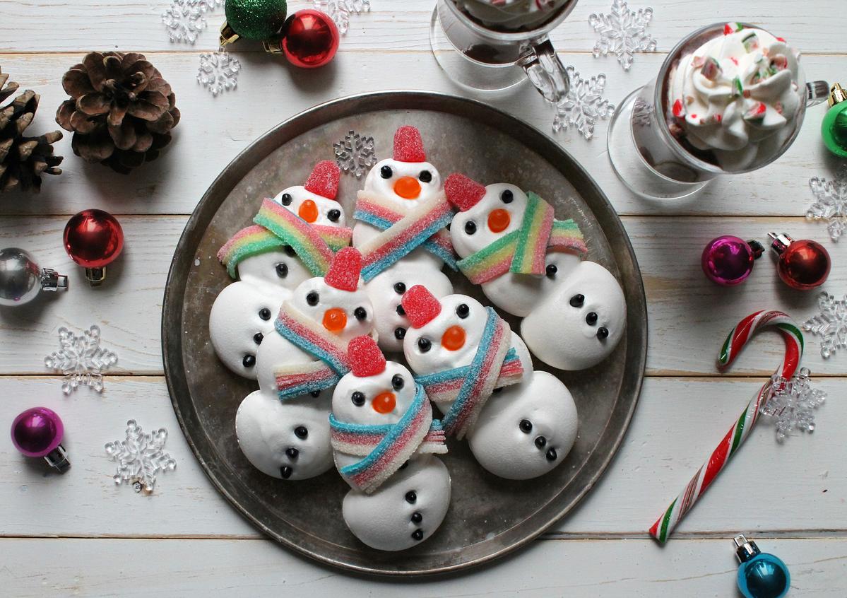 Merry Meringue Snowmen