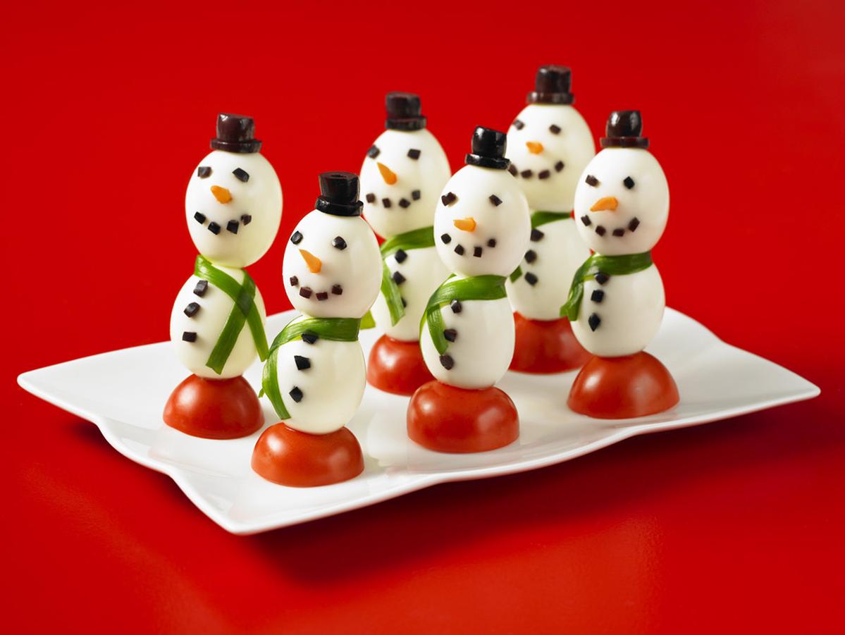 Smiling EGGS2Go! Snowmen