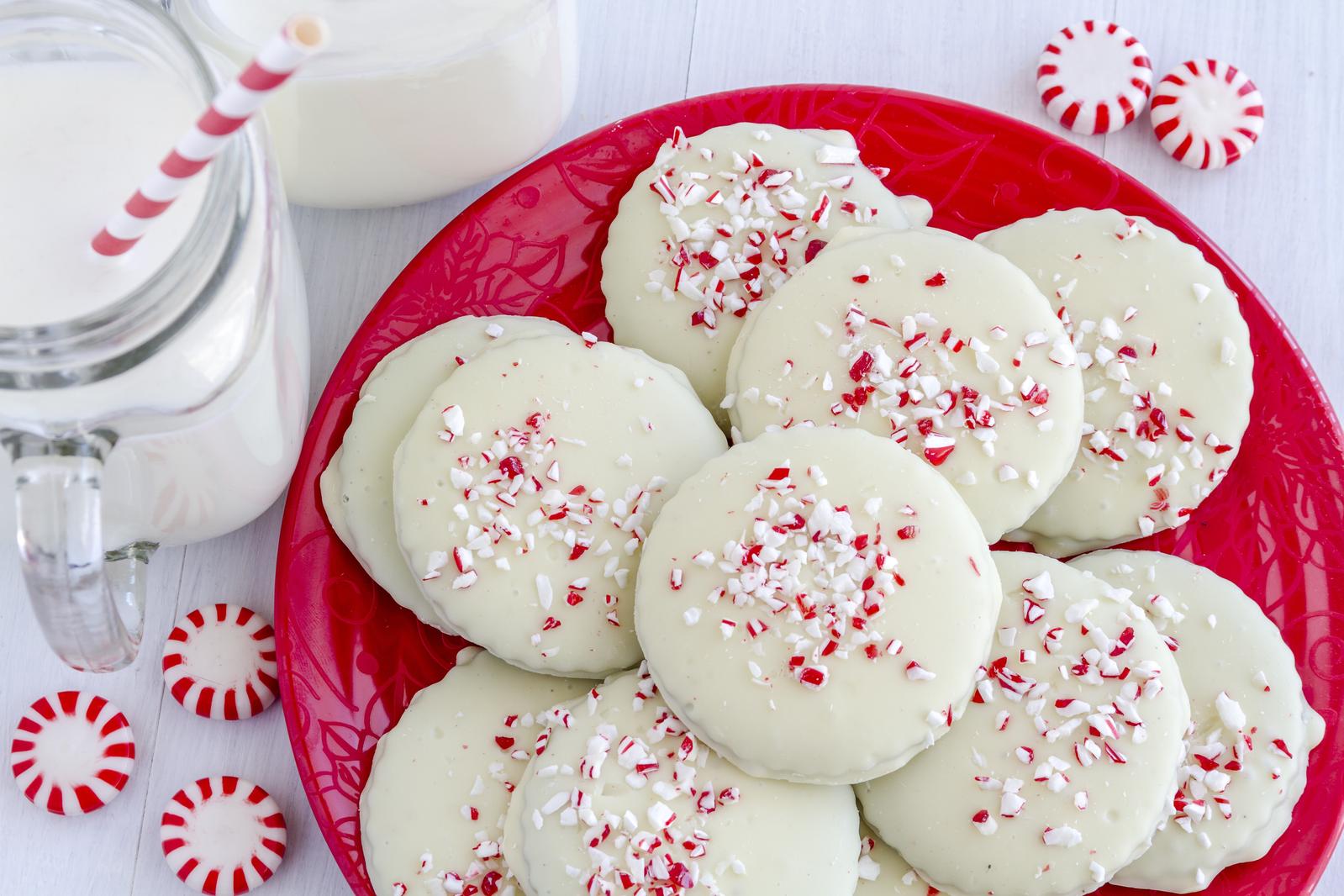 Peppermint Crunch Cookies